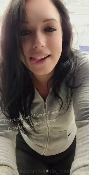 Valerie Rosee Flashing My Titties And Ass In Wal Mart