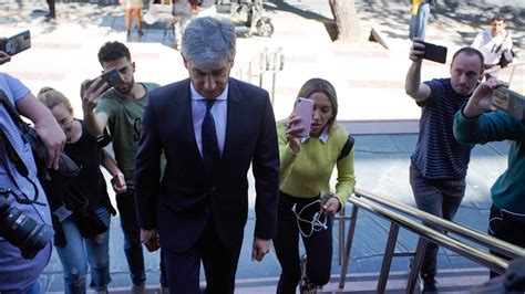 Sin el PJ la oposición salió a respaldar la destitución y detención