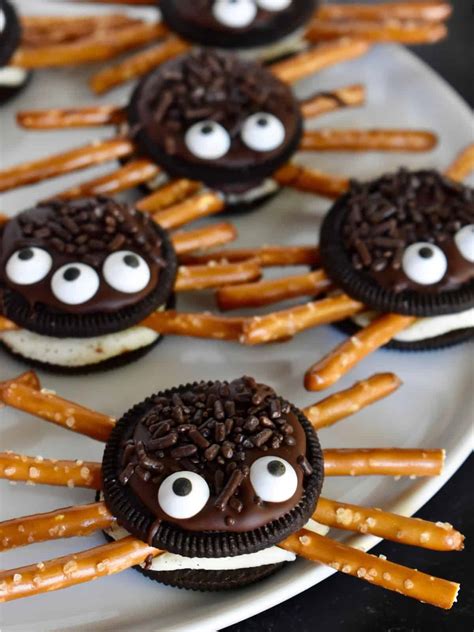 Oreo Cookie Spiders Easy Fun Halloween Treat This Delicious House