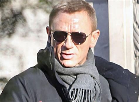 James Bond Skyfall Daniel Craig Wears Tom Ford Marko Sunglasses By