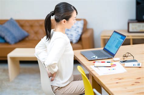 座りっぱなしはダメ デスクワークお尻の疲れ改善運動 オフィス体育の時間