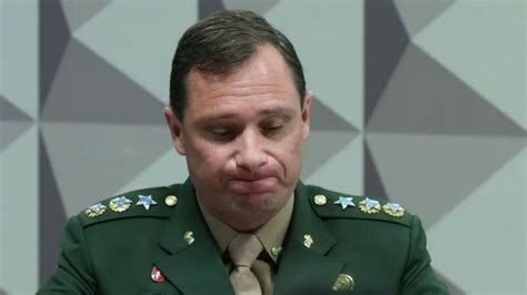 Mauro Cid Confessa à Pf Que Deu Dinheiro De Joias Nas Mãos De Bolsonaro