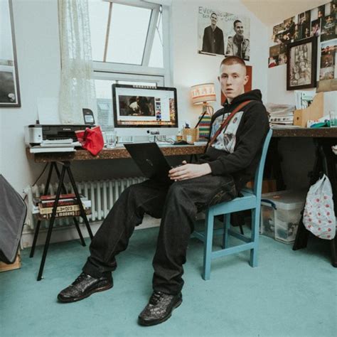 Stream Dorian music | Listen to songs, albums, playlists for free on ...