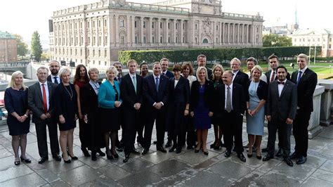 Sverige får ny regering här är dagen i bilder SVT Nyheter