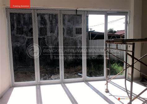 Pintu Folding Aluminium Pintu Lipat Aluminium Kaca Di Kediri Bengkel