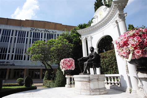 โรงเรียนราชินี