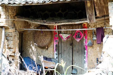 實拍湖北真實的農村，破爛不堪的老房子，看完你還會回農村嗎？ 每日頭條