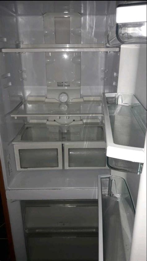 Холодильник Hotpoint Ariston no frost суха заморозка 6 000 грн