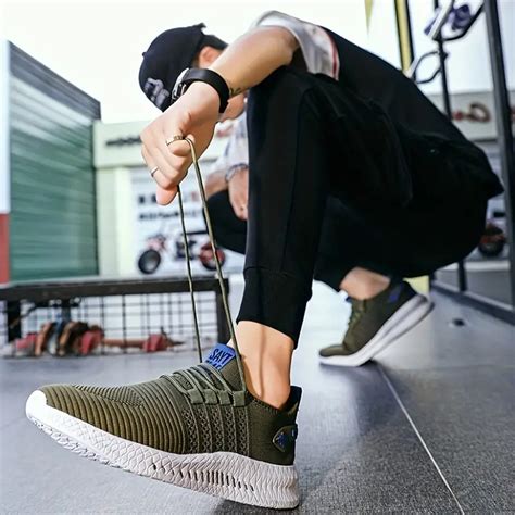 Mens Striped Running Shoes Couple Mesh Breathable Sneakers For Outdoor
