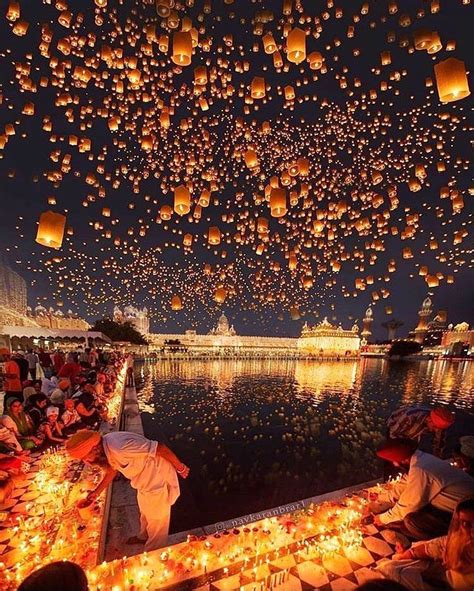 FELIZ DIWALI Para quem não conhece Diwali é um festival de luzes que é