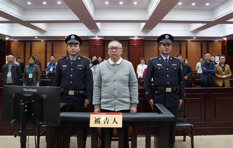 贵州省农业农村厅原党组成员、副厅长张明受贿案一审宣判铜仁被告人六盘水市