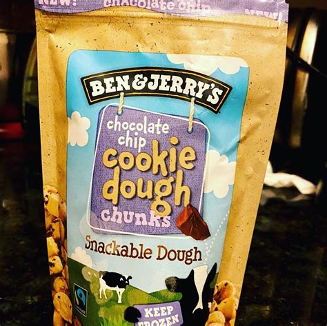 Review Ben Jerry S Limited Batch Cinnamon Bun And Gingerbread Cookie
