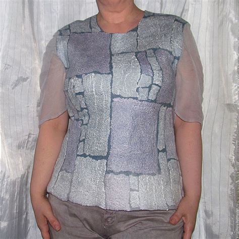 Купить или заказать Блузка валяная серо серебристая в интернет магазине на Ярмарке Мастеров С