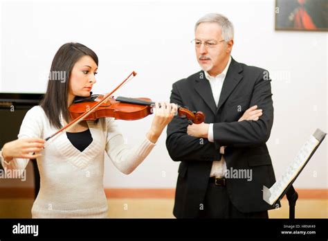 Cuánto Cobra Un Maestro De Violín