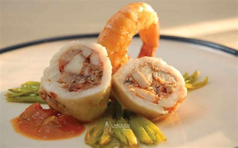 Rollo De Pescado Relleno De Mariscos Larousse Cocina