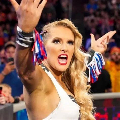 Wwe悄然实施新计划，引得后台选手十分不满！女子对公司比赛