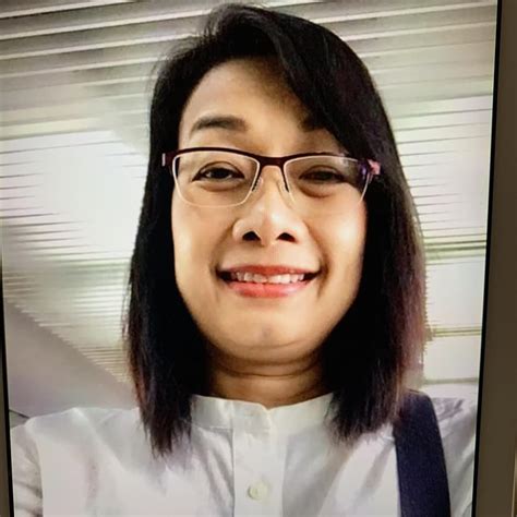 กดจุดแบบหมอจีนช่วยย่อยช่วยขับลมได้ดี กดจุดสะท้อน นวดกดจุด บริหารมือ