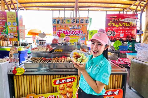 ลูกชิ้นยืนกิน สถานีรถไฟบุรีรัมย์ รีวิว