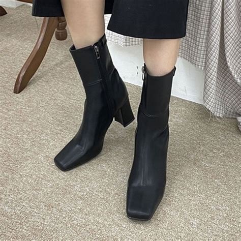 다온이상점 발목부츠 앵클부츠 스퀘어코 옆지퍼 미들굽 직장인 데일리슈즈 발편한부츠 여자가을신발 앵글부츠 앵글부추