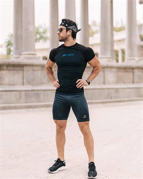 Pin De Clagoin98 En Sport En 2021 Ropa Gym Hombre Ropa Gym Gym Hombre
