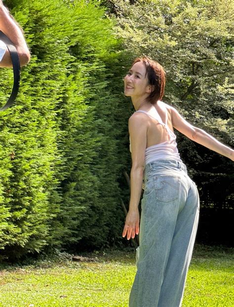 デジタル写真集発売決定！ 山川恵里佳オフィシャルブログ