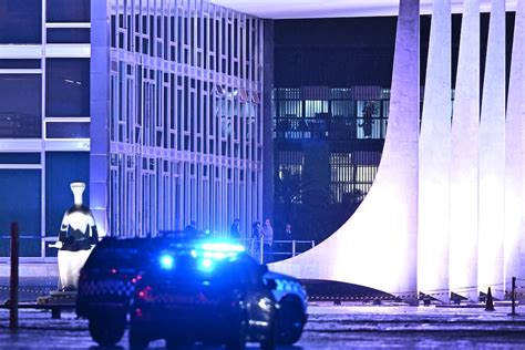 Hombre Con Explosivos Falleció Tras Tratar De Entrar En El Supremo
