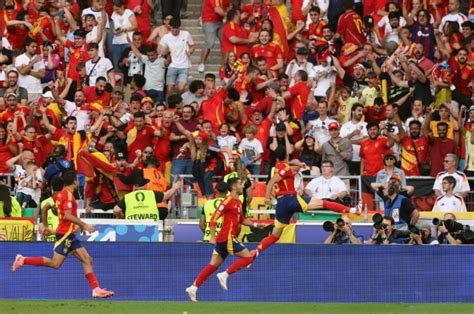 Espanha elimina a Alemanha e vai às semifinais da Eurocopa gol no