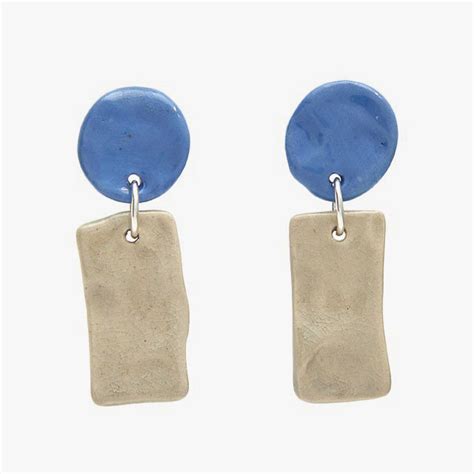 How Kin Euphorics Founder Jen Batchelor Gets Dressed Vogue