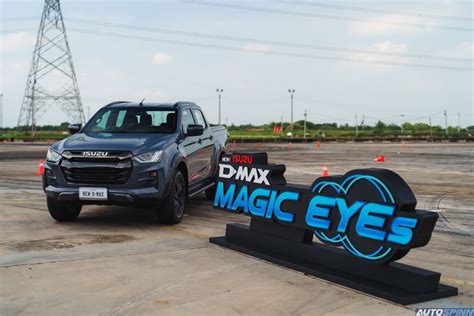 Isuzu D Max MAGIC EYEs ใหม เพม ADAS ใน Hi Lander V CROSS MU X ขาว
