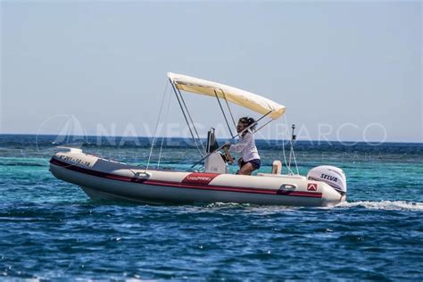 Alquiler De Sin Licencia Ocean Rib 500 En Alcúdia Navega En Barco