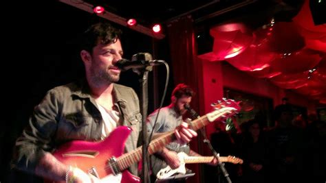 La Estrenan Videoclip Para Outsider Mercadeo Pop