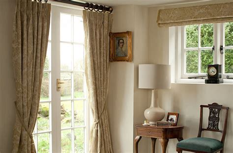 Made To Measure Roman Blinds Bespoke Blinds In Sussex Handmade By F