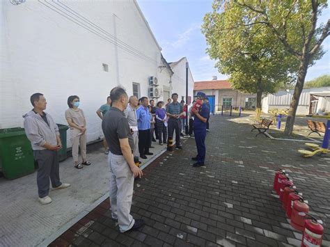荆州市荆州区消防为居民开展消防安全知识培训社区火灾电线