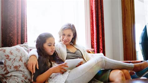 Mère Fille Quelques Conseils Pratiques Pour Vivre Une Relation Réussie France Inter
