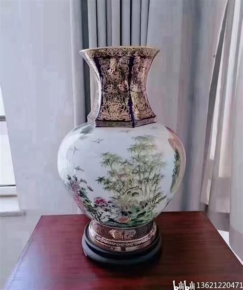 荣耀九五瓷尊艺术风格之突破王锡良首创粉彩伟人诗意瓷 哔哩哔哩