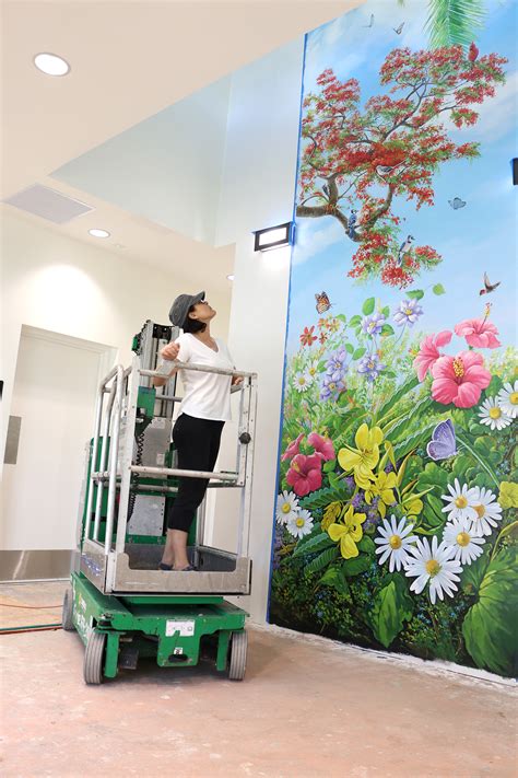 South Florida Mural Artist Georgeta Fondos Award Winning Muralist