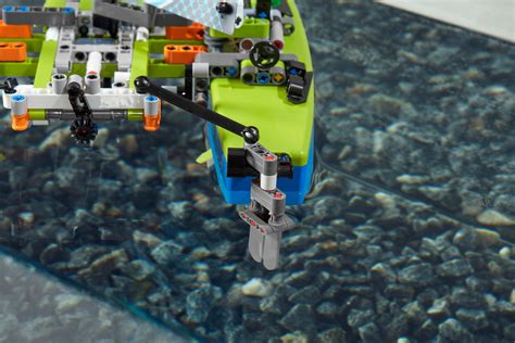 LEGO® Technic 42105 Katamaran (2020) ab 49,40 € (Stand: 03.06.2025 ...