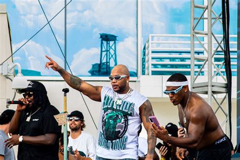 Photos All The Soaking Wet People We Saw At Flo Ridas Tampa Pool