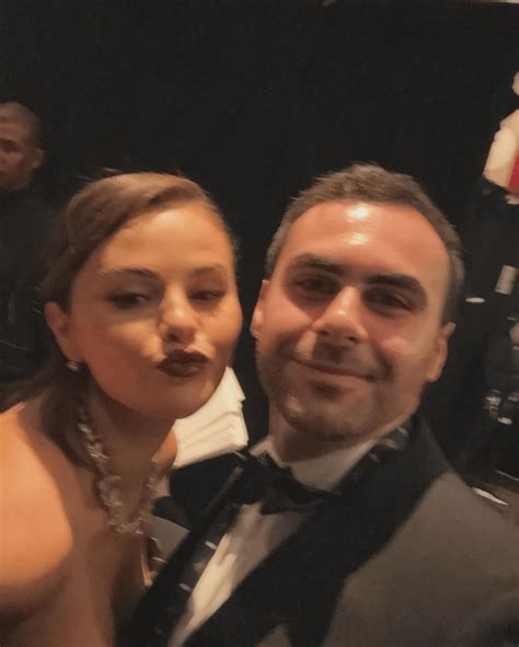 More Pics Of Massive Canons Selena With Fans 🍼🥛🍼🥛 R Selenagomezobsession