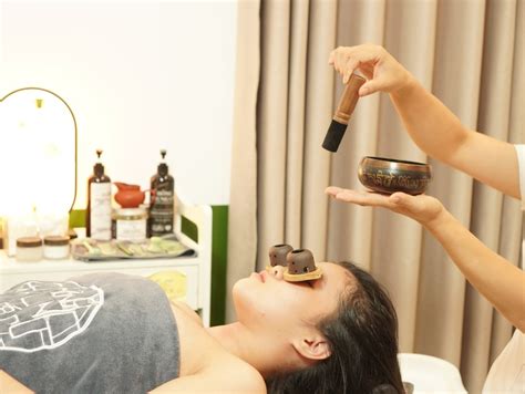 Dịch Vụ Massage Trị Liệu Chân Lưng Hông Đỉnh Cao