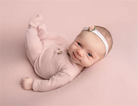 جدول سایزبندی لباس نوزاد و کودک براساس سن، قد و وزن