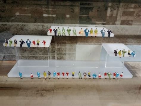 Ho Scale Seated People Figures Lot Of 45 Model Train Scenery Vintage