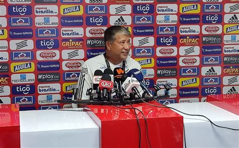 Bolillo Gómez Se Juega Su Puesto Ante Medellín El Ámbito Noticias