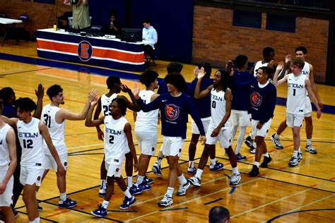 Eths Boys Basketball Wildkits Celebrate Seniors With Win Vs Vernon