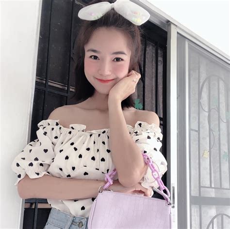 เอลซ่าขายเสื้อยืดแบรนนำเข้าโคตรถูก Bang Bua Thong