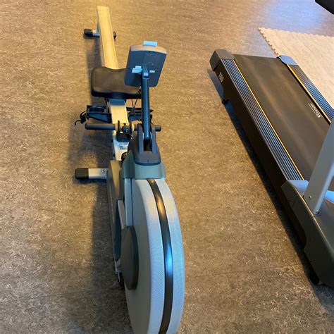 Rowing Machine From Matrix Fitness Ps Auction We Value The Future