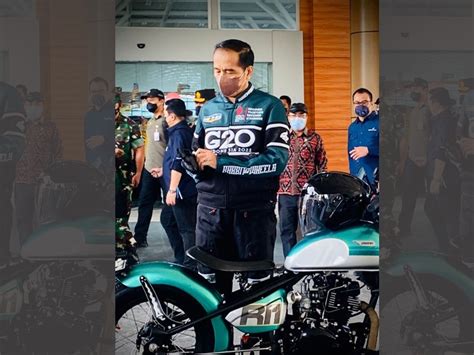 Jokowi Minta Tni Polri Punya Talenta Digital Pertarungan Kita Ke Depan