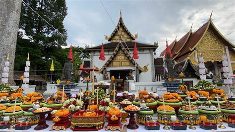 ประเพณีใส่ขันดอก บูชาเสาอินทขิล จังหวัดเชียงใหม่ เทศกาลงานแสดงศิลป