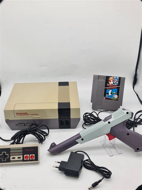 Nintendo Nes 8 Bit Classic Nes 01 1985 Console Original Smb Duck Hunt Game Zapper Set Of