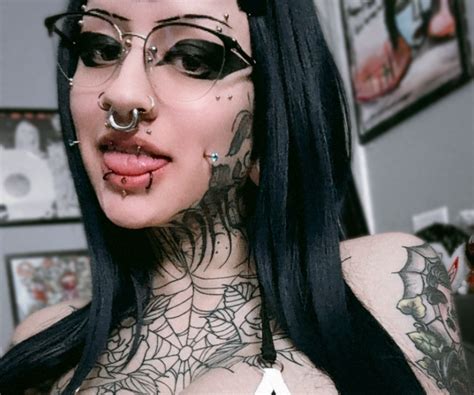 Vicki Vampire Nudes Sex Chat And Phone Sex On Sextpanther